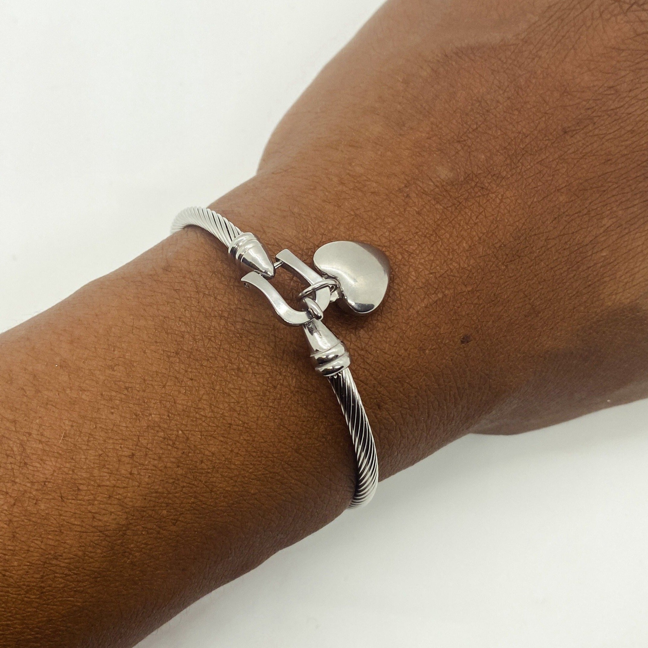 Harmonee Stainless Steel Heart Bracelet – Jada Simone Jewels